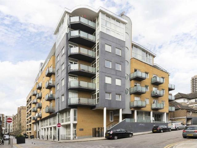 Artichoke Hill, London E1W 1 bed flat to rent £1,950 pcm £450 pw