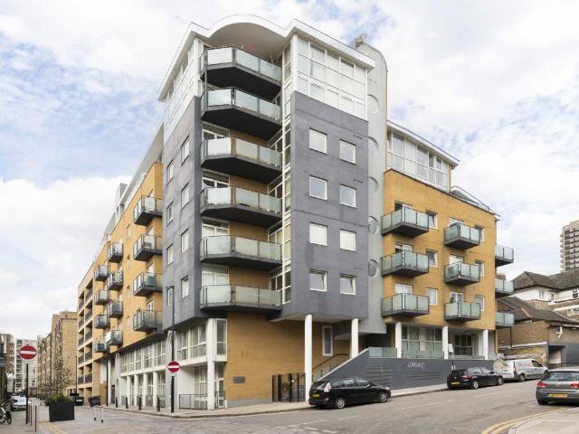 Artichoke Hill, London E1W, 2 bed flat to rent, £2,890 pcm | PrimeLocation