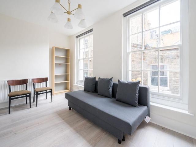 Artillery Passage, City, London, E1 1 bed flat to rent £3,500 pcm £808 pw