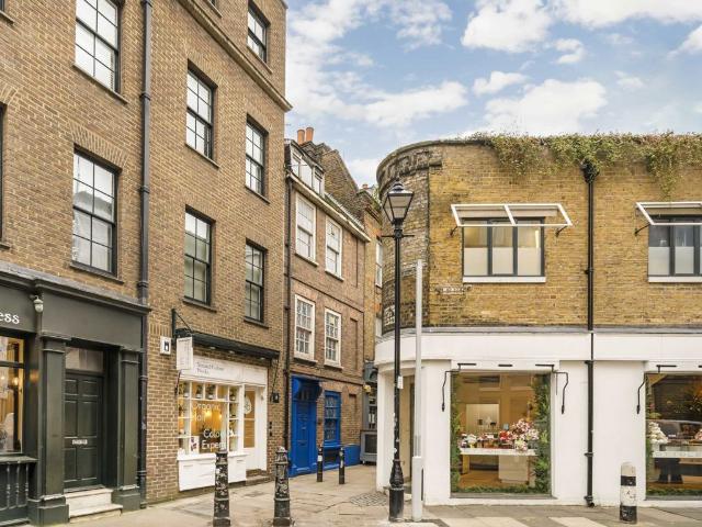 Artillery Passage, Spitafields Market E1, 5 bed property to rent, £7,000 pcm | PrimeLocation