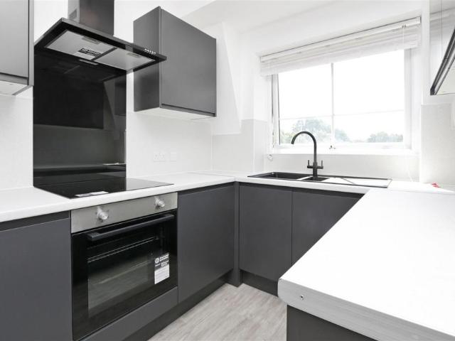 Artillery Place, Woolwich, London 1 bed flat to rent £1,450 pcm £335 pw