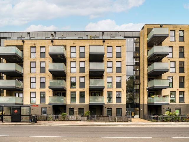Artillery Place, Woolwich SE18, 2 bed flat to rent, £2,100 pcm | PrimeLocation