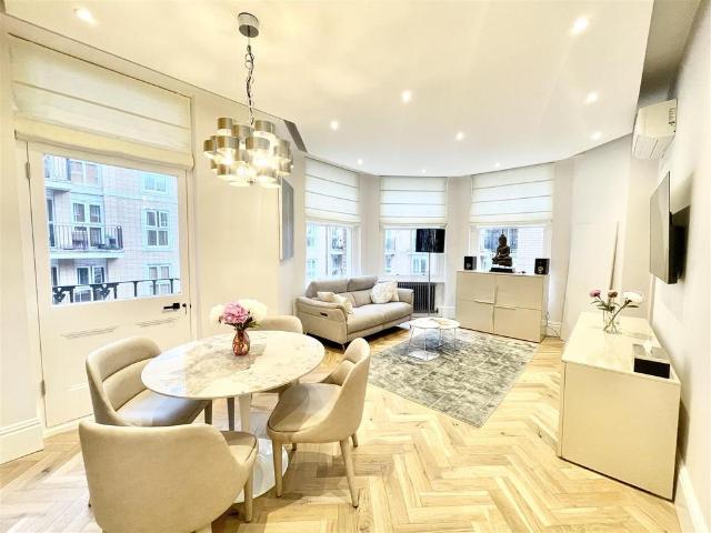 Artillery Row, London SW1P 2 bed apartment to rent £7,800 pcm £1,800 pw
