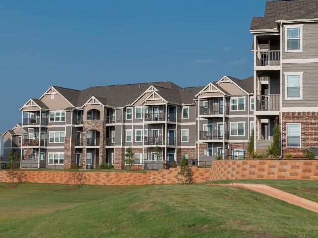 Artisan Crossing 1 Bedroom Apartment for Rent at 1303 W Tecumseh Rd, Norman, OK 73069