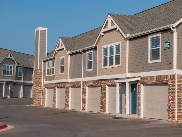 Artisan Crossing 1 Bedroom Apartment for Rent at 1303 W Tecumseh Rd, Norman, OK 73069