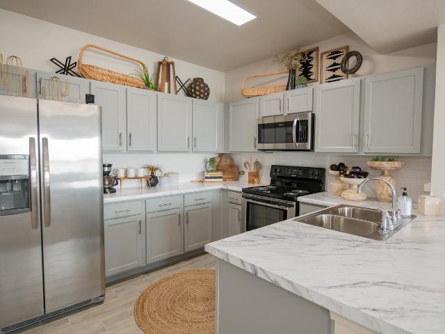 Artisan Crossing 2 Bedroom Apartment for Rent at 1303 W Tecumseh Rd, Norman, OK 73069