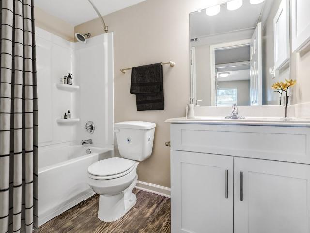 Artisan West 2 Bedroom Apartment for Rent at 8300 Sands Point Dr, Houston, TX 77036 Sharpstown