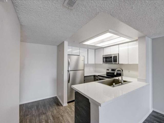 Artists Village Apartments 2 Bedroom Apartment for Rent at 300 W 2nd St, Santa Ana, CA 92701 Downtown Santa Ana