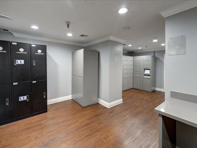 Artists Village Apartments 2 Bedroom Apartment for Rent at 300 W 2nd St, Santa Ana, CA 92701 Downtown Santa Ana