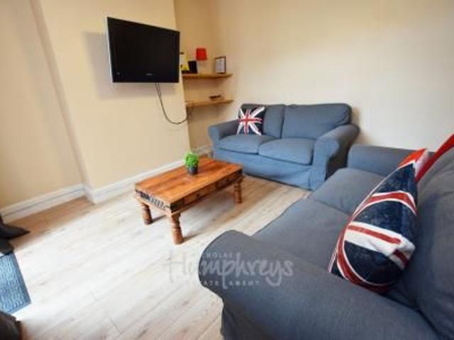 Artizan Road, Abington, Northampton, NN1