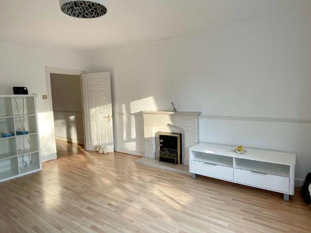 Arun House, Maybate Avenue Room 2