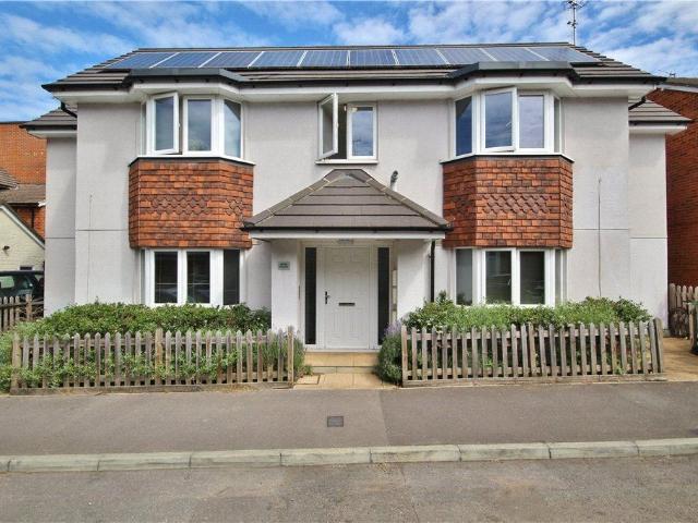 Arun House, Artillery Road, Guildford, Surrey, UK GU1, 1 bed flat to rent, £1,500 pcm | PrimeLocation