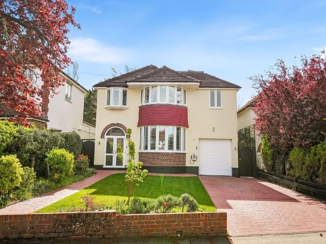 Arundel Avenue, Epsom KT17, 4 bed detached house to rent, £4,000 pcm | PrimeLocation