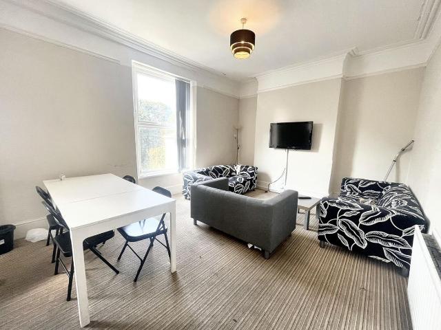 Arundel Crescent, Plymouth PL1, 6 bed property to rent, £516 pcm | PrimeLocation