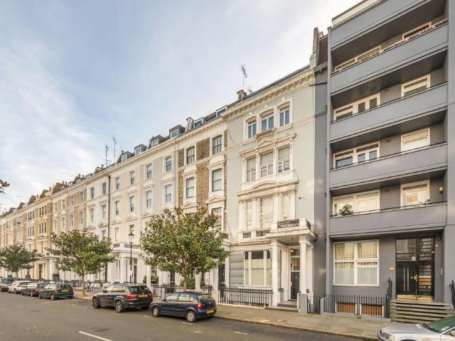 Arundel Gardens, Notting Hill. 1 bed flat to rent £2,579 pcm £595 pw