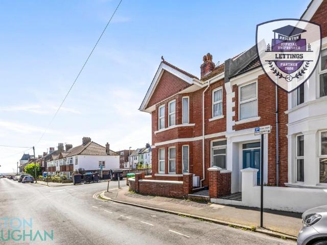 Arundel Street, Brighton BN2 3 bed apartment to rent £2,100 pcm £485 pw