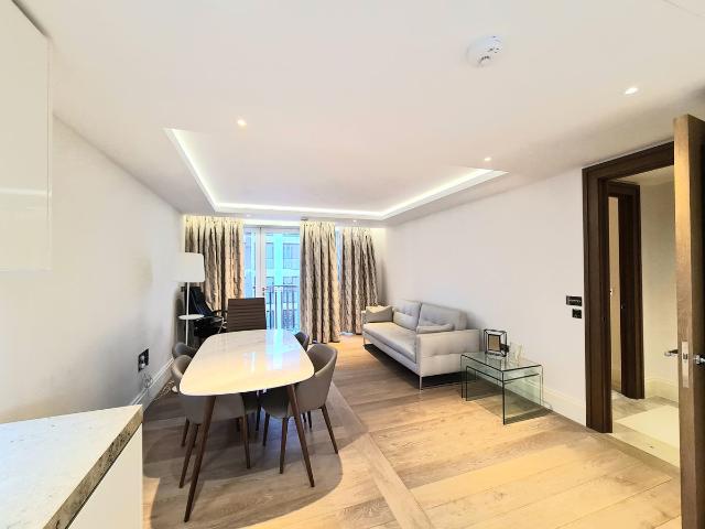 Arundel Street, London WC2R, 1 bed flat to rent, £4,550 pcm | PrimeLocation