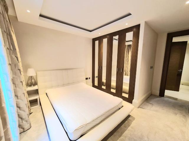 Arundel Street, London WC2R, 1 bed flat to rent, £4,550 pcm | PrimeLocation