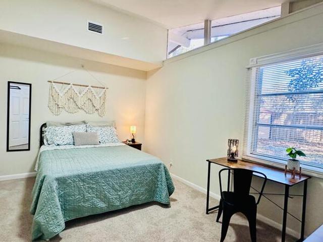 Award Winning HOSTLocation Location Location Charming & Quiet Fort Caroline Home Hidden Hills Golf Close to Downtown Jax San Marco St. Johns Town CenterBeaches
