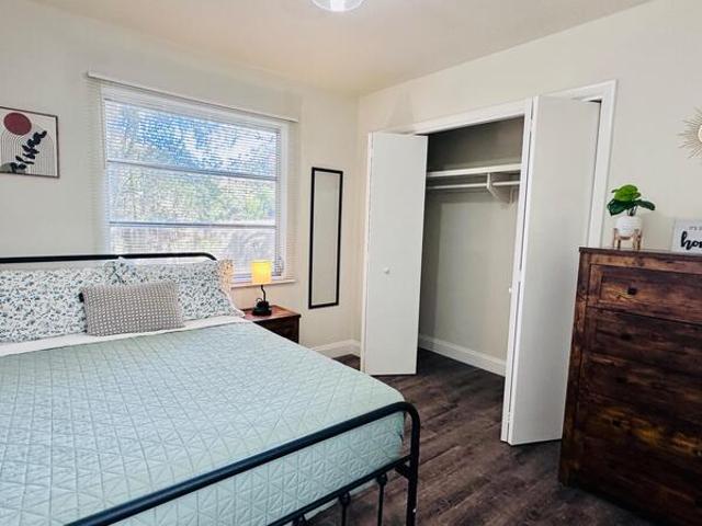 Award Winning HOSTLocation Location Location Charming & Quiet Fort Caroline Home Hidden Hills Golf Close to Downtown Jax San Marco St. Johns Town CenterBeaches