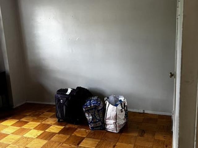 Awesome apartment with room for rent