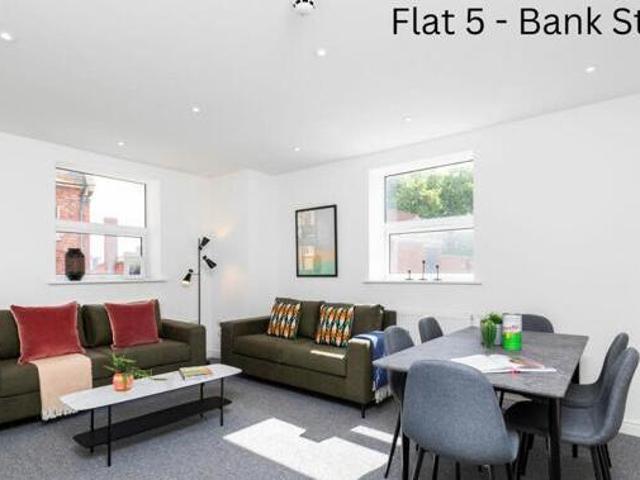 Awesome Bed Student Apartment In The City Centre, Bank Street, 5 Bedroom Apartment