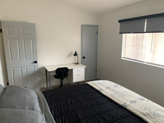 Awesome Furnished Queen Bed Room For Rent