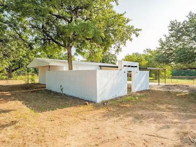 awesome home 3701 Weatherford Hwy
