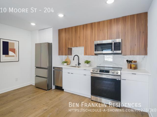 Awesome 1 Bedroom in Luxury Building!