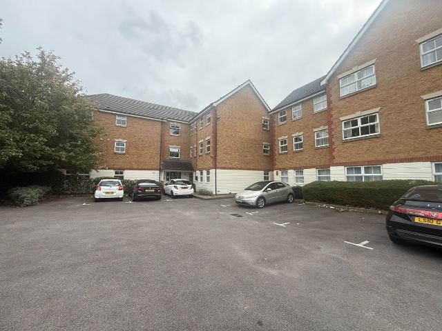 Awgar Stone Road, Oxford OX3, 2 bed flat to rent, £1,600 pcm | PrimeLocation