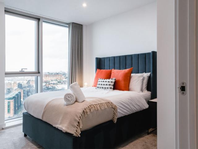 at The Lexington, Apartment 2005, 4. 3 bed apartment to rent £2,565 pcm £592 pw