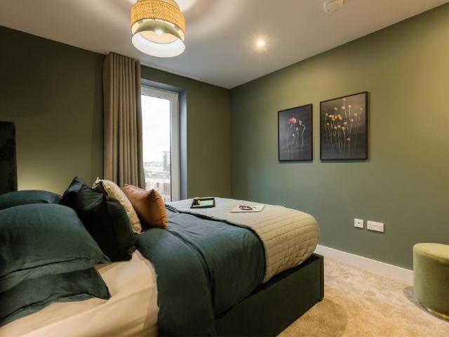 at The McEwan, Flat 19, 2 Drysdale. 2 bed apartment to rent £2,085 pcm £481 pw