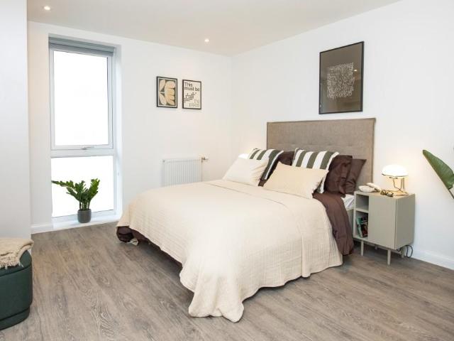 at The Parklands, Lowfield Street. 3 bed apartment to rent £2,675 pcm £617 pw