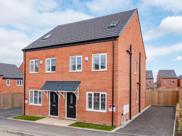 at Wellington Park, 11 Wigham Close SR5 3 bed house to rent £1,190 pcm £275 pw