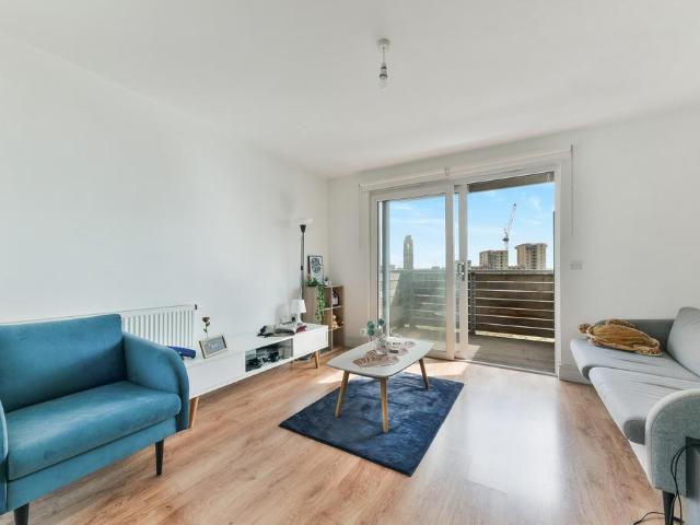 at Abbeville Apartments, Apartment. 1 bed apartment to rent £1,720 pcm £397 pw