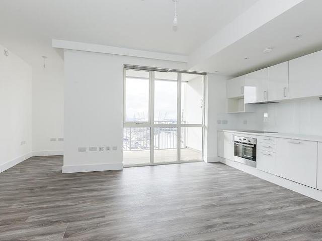 at Argo Apartments, 117 Argo. 1 bed apartment to rent £2,190 pcm £505 pw