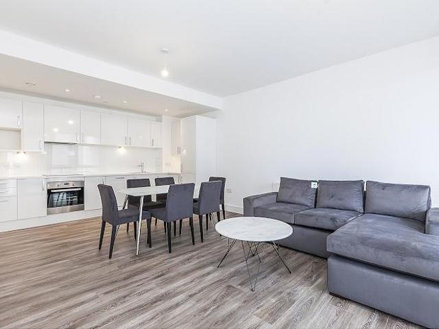 at Argo Apartments, 19 Argo. 1 bed apartment to rent £2,150 pcm £496 pw