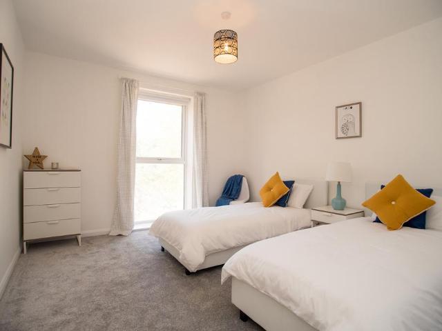 at Bridgewater Village, Flat 10,15. 2 bed apartment to rent £1,190 pcm £275 pw