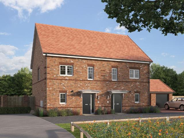 at Cygnet Park, 6 Oak Close. 3 bed house to rent £1,425 pcm £329 pw