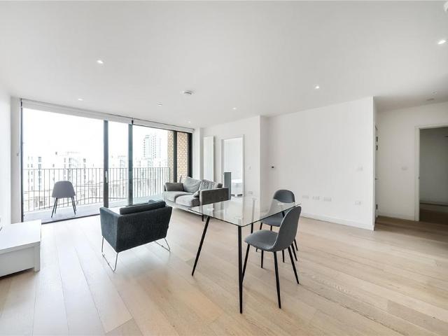at Folio London, Flat 29, Masthead. 2 bed apartment to rent £2,450 pcm £565 pw