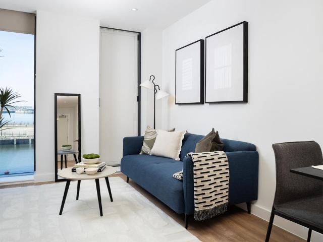 at Lighthaus, Lighthaus, 2 William. 1 bed apartment to rent £1,365 pcm £315 pw