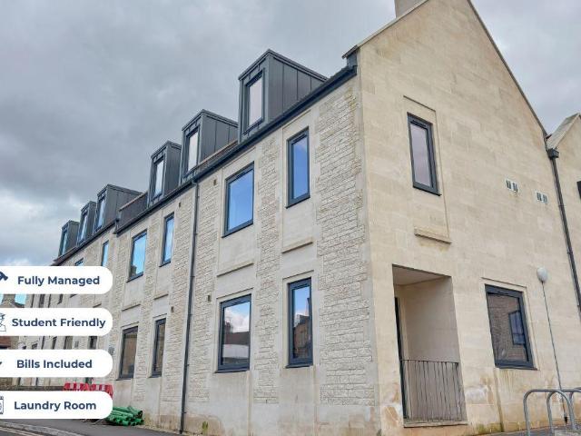 at Nationwide, The Mews, Livingstone. 4 bed flat to rent £4,420 pcm £1,020 pw