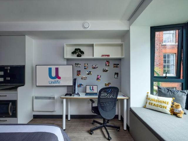 at Nationwide, Unilife Bargate House. 1 bed private hall to rent £1,408 pcm £325 pw