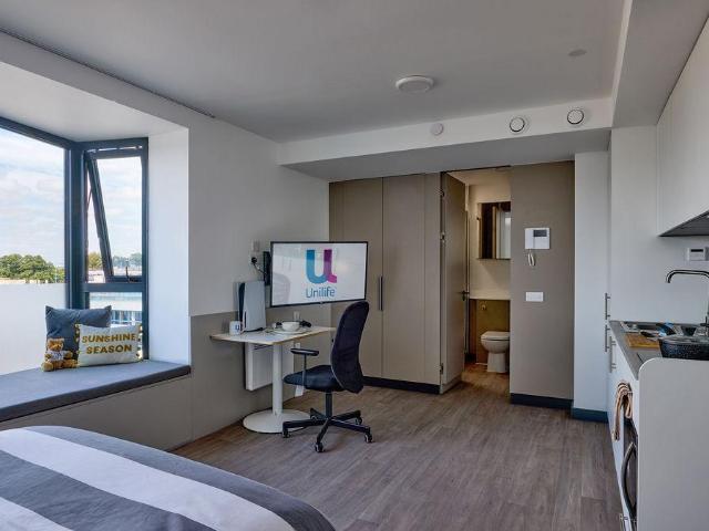 at Nationwide, Unilife Bargate House. 1 bed private hall to rent £1,842 pcm £425 pw