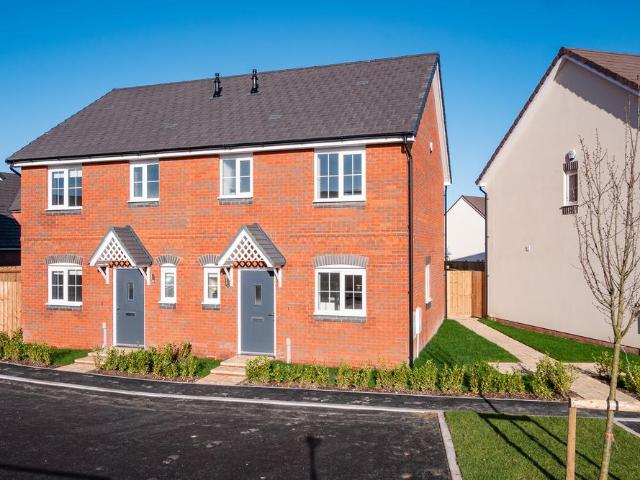 at Nationwide, 8 Mistletoe Road. 3 bed house to rent £1,425 pcm £329 pw