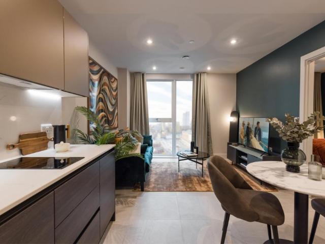 at New York Square, 421 Rhode East. Studio to rent £1,240 pcm £286 pw