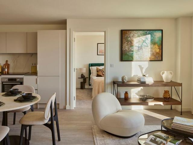 at Property Sense, Apartment 00313. 2 bed apartment to rent £1,607 pcm £371 pw