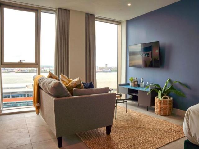 at Property Sense, Apartment 0409. Studio to rent £1,050 pcm £242 pw