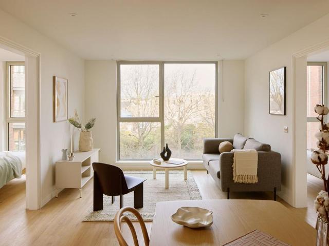 at Property Sense, Apartment 090. 1 bed apartment to rent £1,850 pcm £427 pw