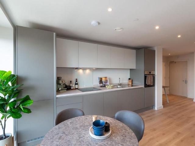at Property Sense, Apartment 1101. 2 bed apartment to rent £1,540 pcm £355 pw